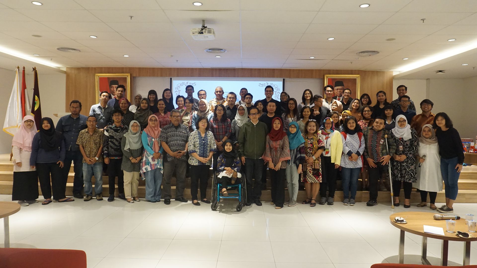 Pusat Layanan Juru Bahasa Isyarat (PLJ)